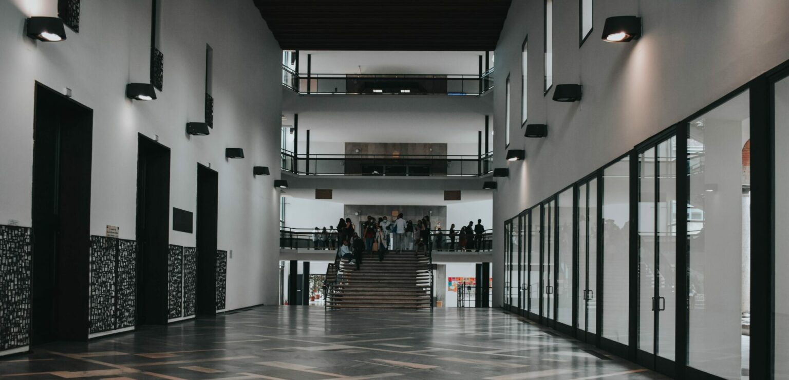 Les normes d’éclairage PMR intérieur et extérieur ? - NEXXLED